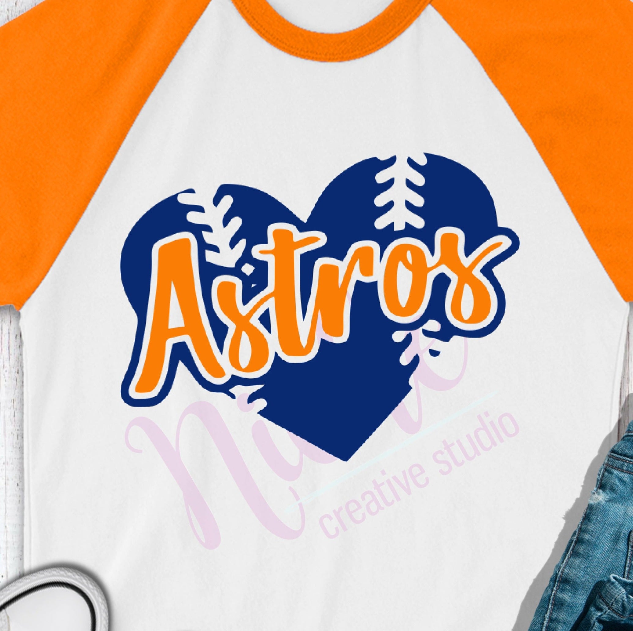 * Astros Heart Decal – Niche Creative Studio